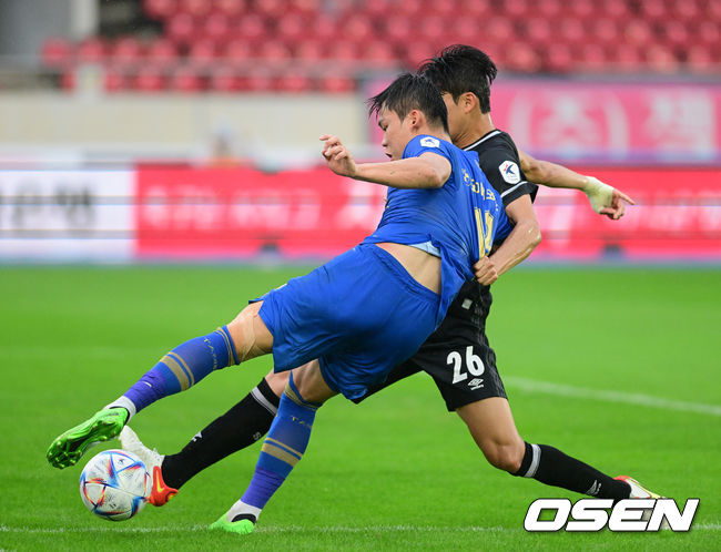 오현규, '한 번 접고' [사진]