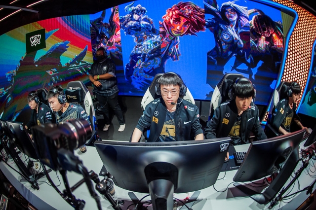 RNG·EG, 뉴욕행 막차 탑승