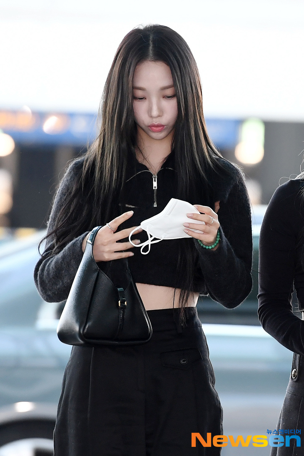 에스파 카리나 '입술을 쭈~욱!'[포토엔HD]