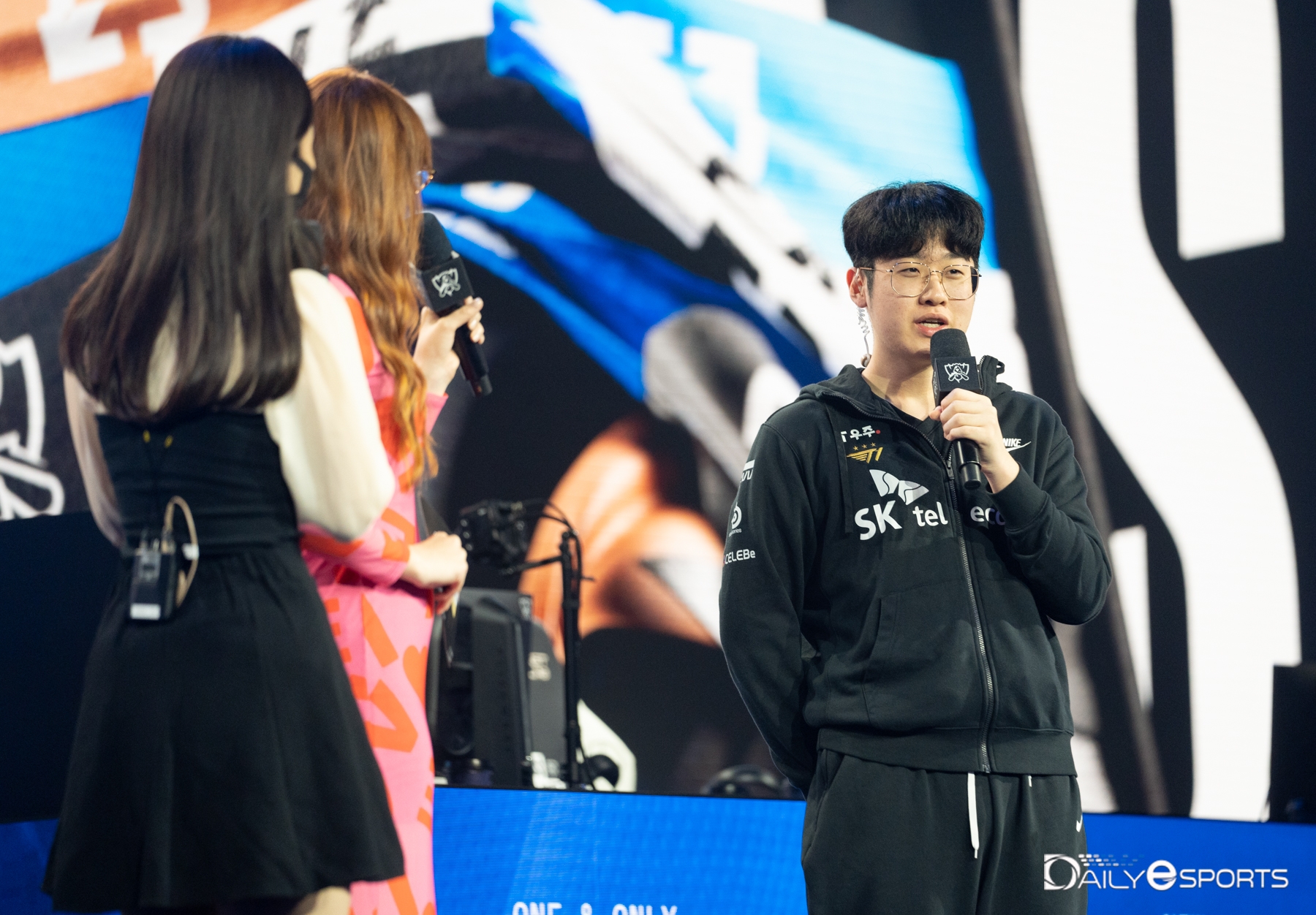 [롤드컵] '제우스' 최우제 "이번 결승전에서는 LCK 내전 보고파"