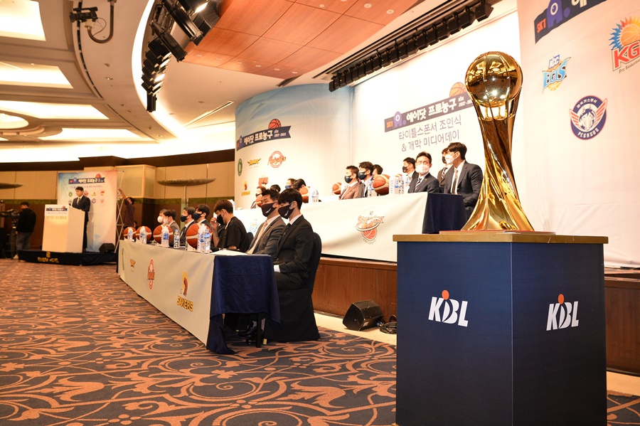 [KBL 개막 D-1] 힘 빠진 '디펜딩 챔피언'..진짜 우승후보는?