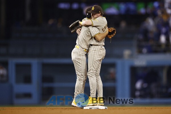 김하성의 가을야구 계속되나?.. SD, LAD 2-1 격파, NLCS 진출까지 -1승