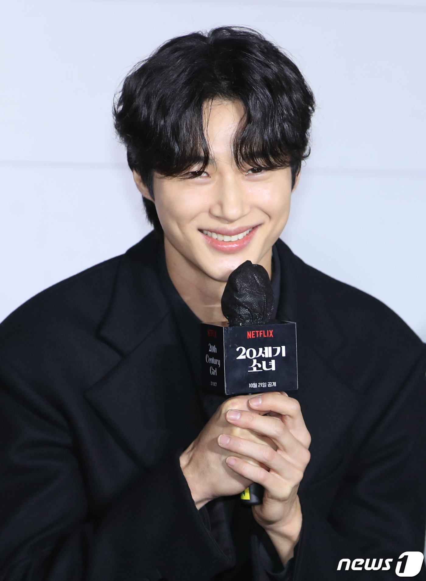 변우석, 젠틀남의 꽃미소