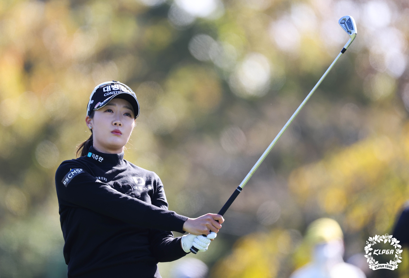 타구 바라보는 오지현