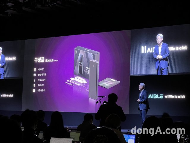 “애플워치 품은 전자담배”… KT&G, AI 접목한 신제품 ‘릴 에이블’ 공개