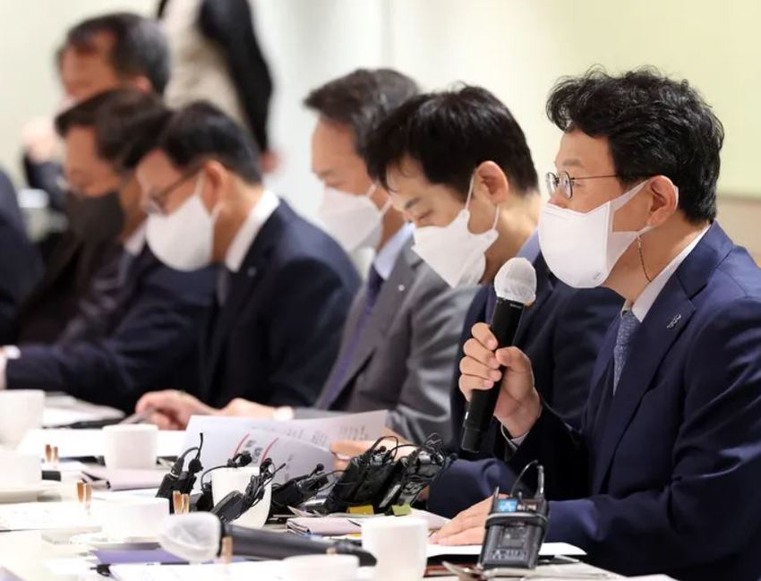 은행장들 "2금융권 신용유지 협조…CP·ABCP도 매입"