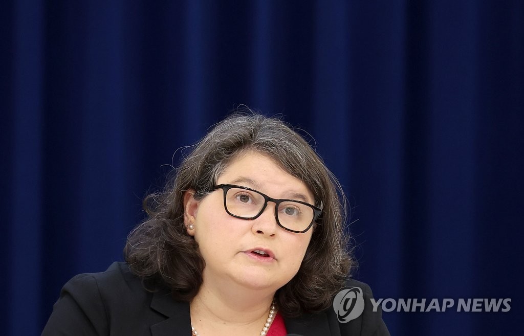 발언하는 테아 켄들러 미 수출 담당 차관보