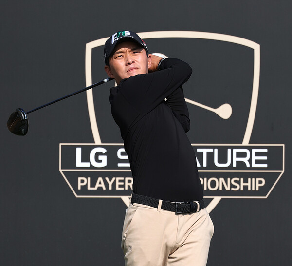 '대상 라이벌' 김영수, 2R서 공동 4위…김비오 12위, 함정우 19위, 서요섭 52위 [KPGA LG시그니처]