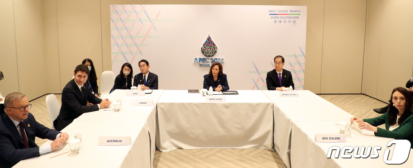 APEC 6개국 정상 북한 ICBM 발사에 대해 규탄발언