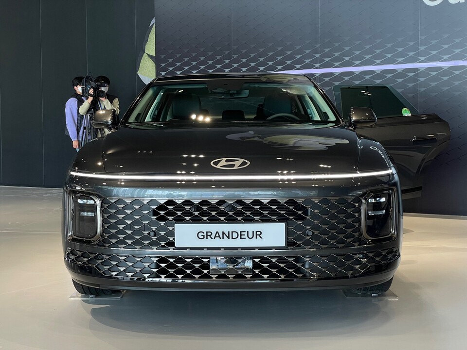 "어떤 옵션을 고를까?", 트림별 4가지 구성으로 살펴본 '디 올 뉴 그랜저(GN7)' | M투데이