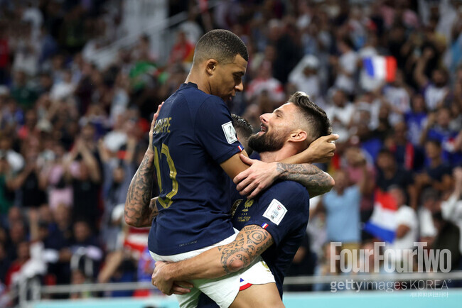 [wc.review] '음바페 2G 1AS' 원맨쇼…프랑스, 폴란드에 3-1 승리→8강 진출