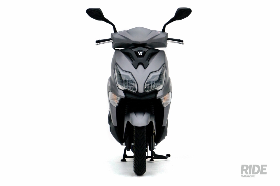 디자인과 성능, 편의 기능에 무한 진보를 보여주다! 하우주의 AFR125 시티호크 | 라이드매거진