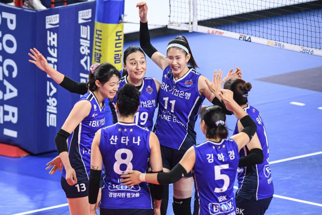 IBK기업은행, GS칼텍스 잡고 시즌 두 번째 2연승[현장리뷰]