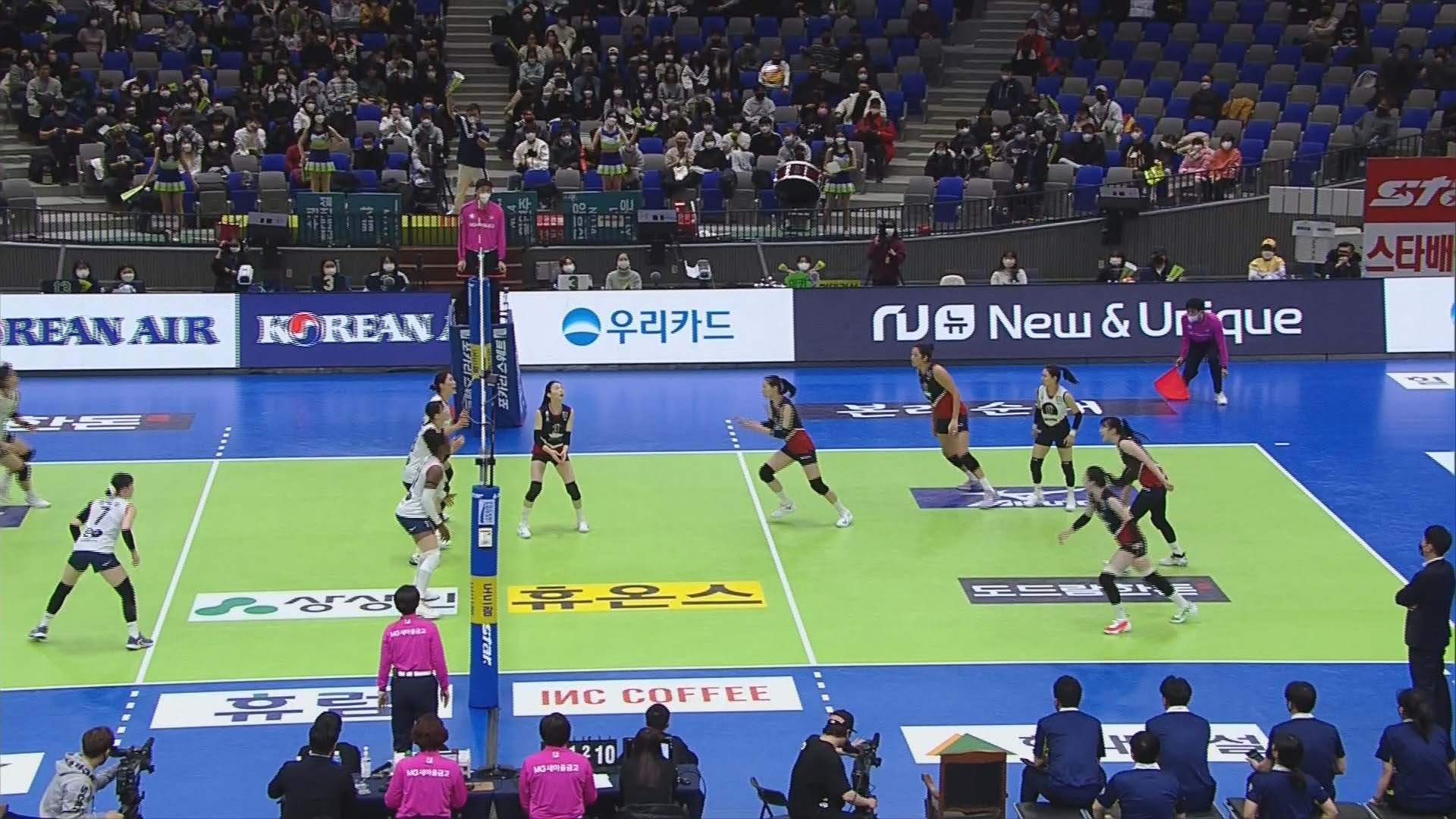 여자배구 현대건설 개막 13연승 신기록