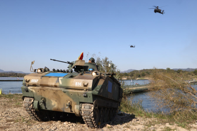 '두꺼비'처럼 번식, K200 장갑차…성능개량으로 기동력↑[김관용의 軍界一學]