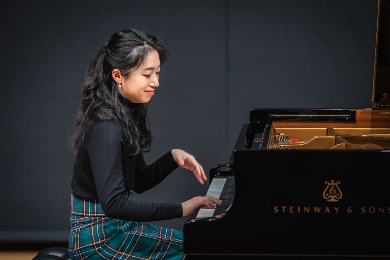 Pianist Kim Su Yeon to present painting-like music