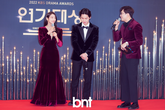 [bnt포토] 배누리-MC배 '벨벳소재 의상으로 통한 배씨들'(KBS연기대상)