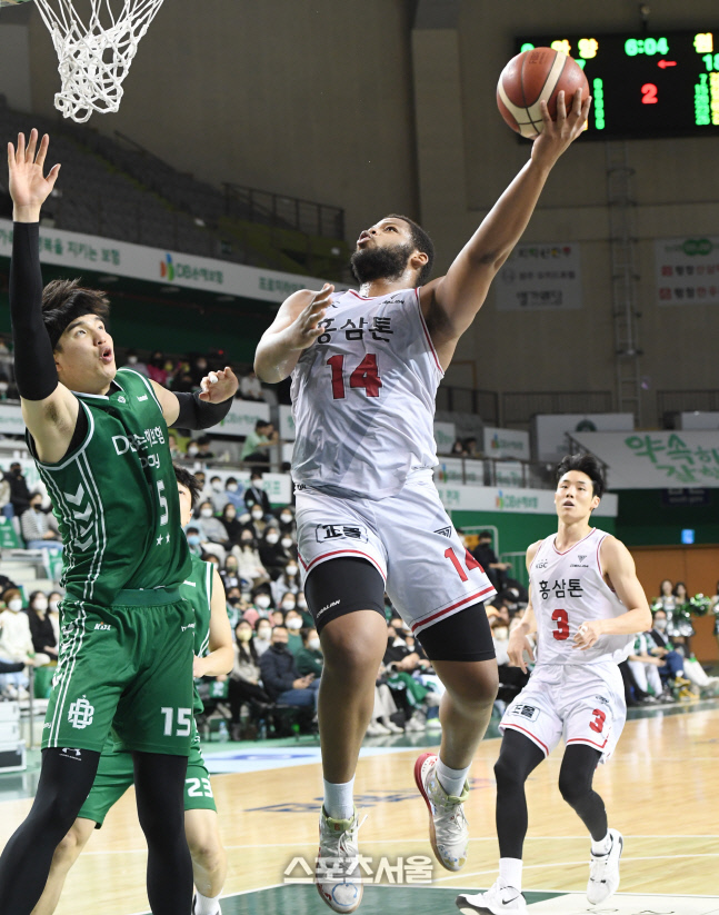 우승후보 예상 '0명'→뚜껑 여니 '1위' 질주...KGC의 '대반전' [SS 시선집중]