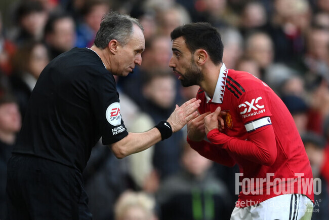 [epl.told] 맨유의 동점골은 ‘명백한 오프사이드’