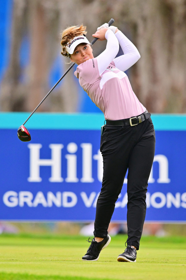 헨더슨 사흘째 단독 선두, LPGA 13승 눈앞