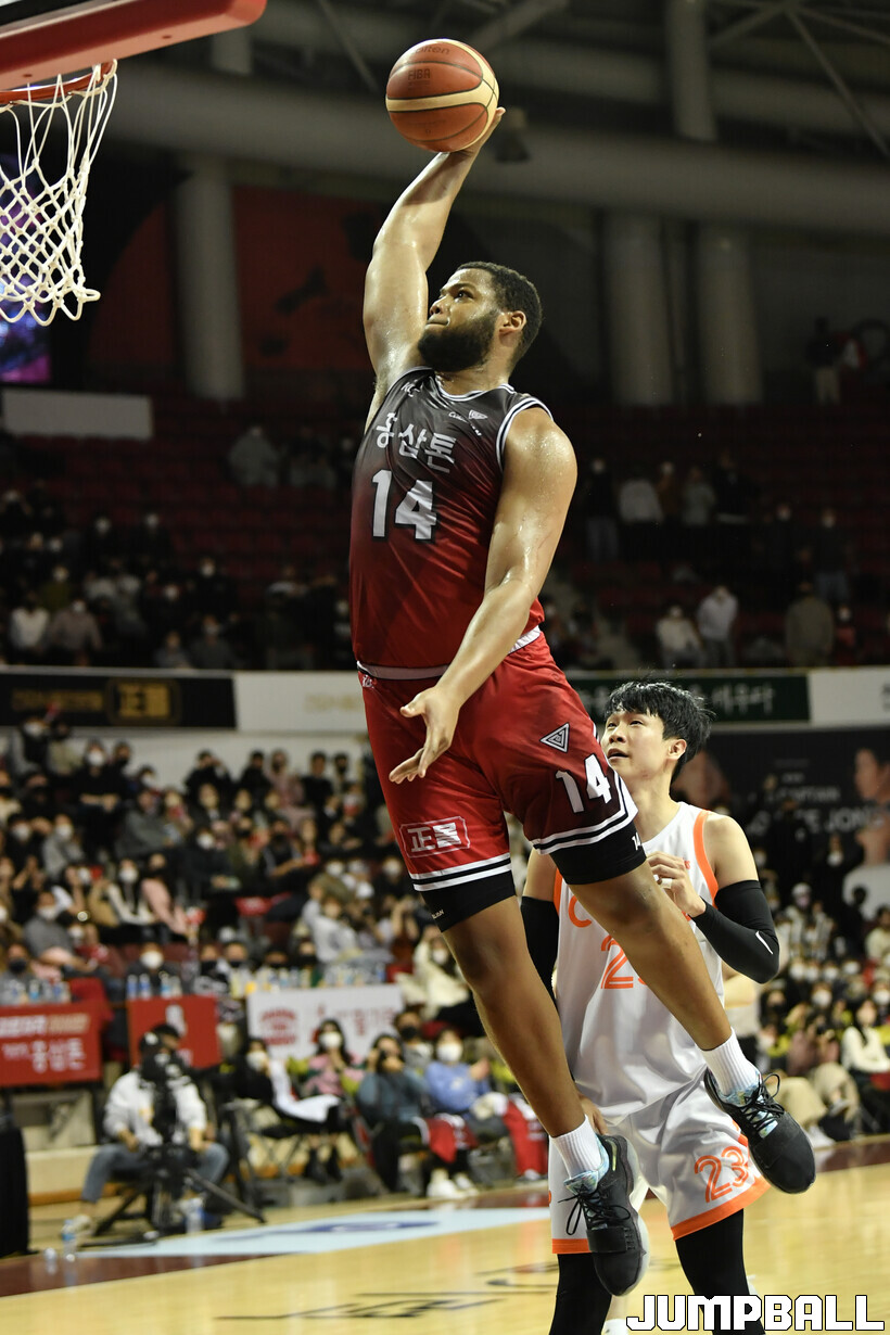 [JB프리뷰] ‘최근 4G 평균 29점’ 스펠맨 앞세운 KGC, DB산성 정복 노린다