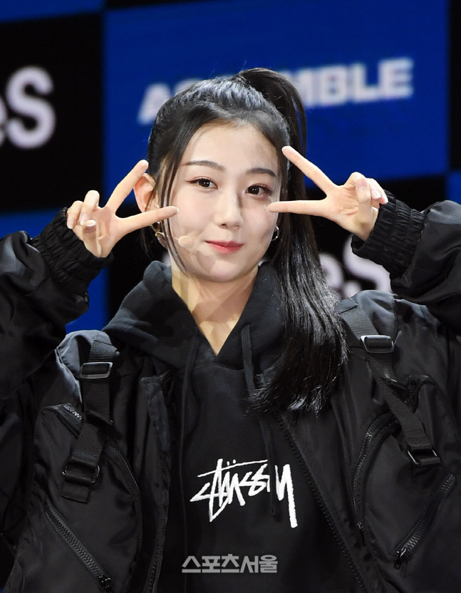 [포토]트리플에스 카에데, 깜찍하게!