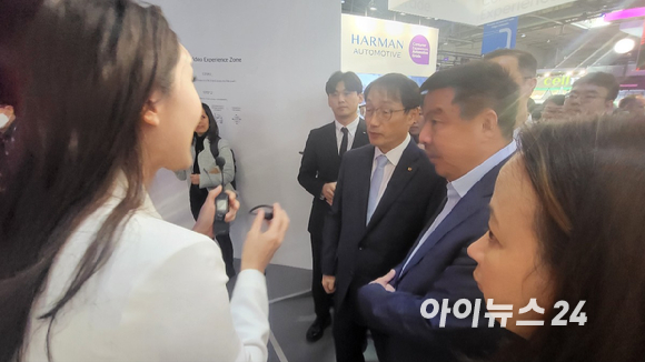 [MWC 2023] 구현모 KT 사장 "지금은 협업을 위한 시간"