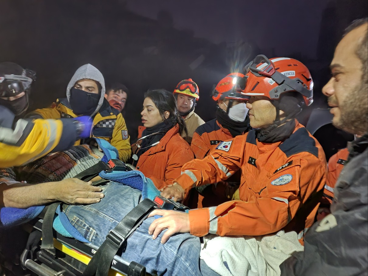 [Herald Interview] Korean rescuers recall times of despair, hope in Turkey