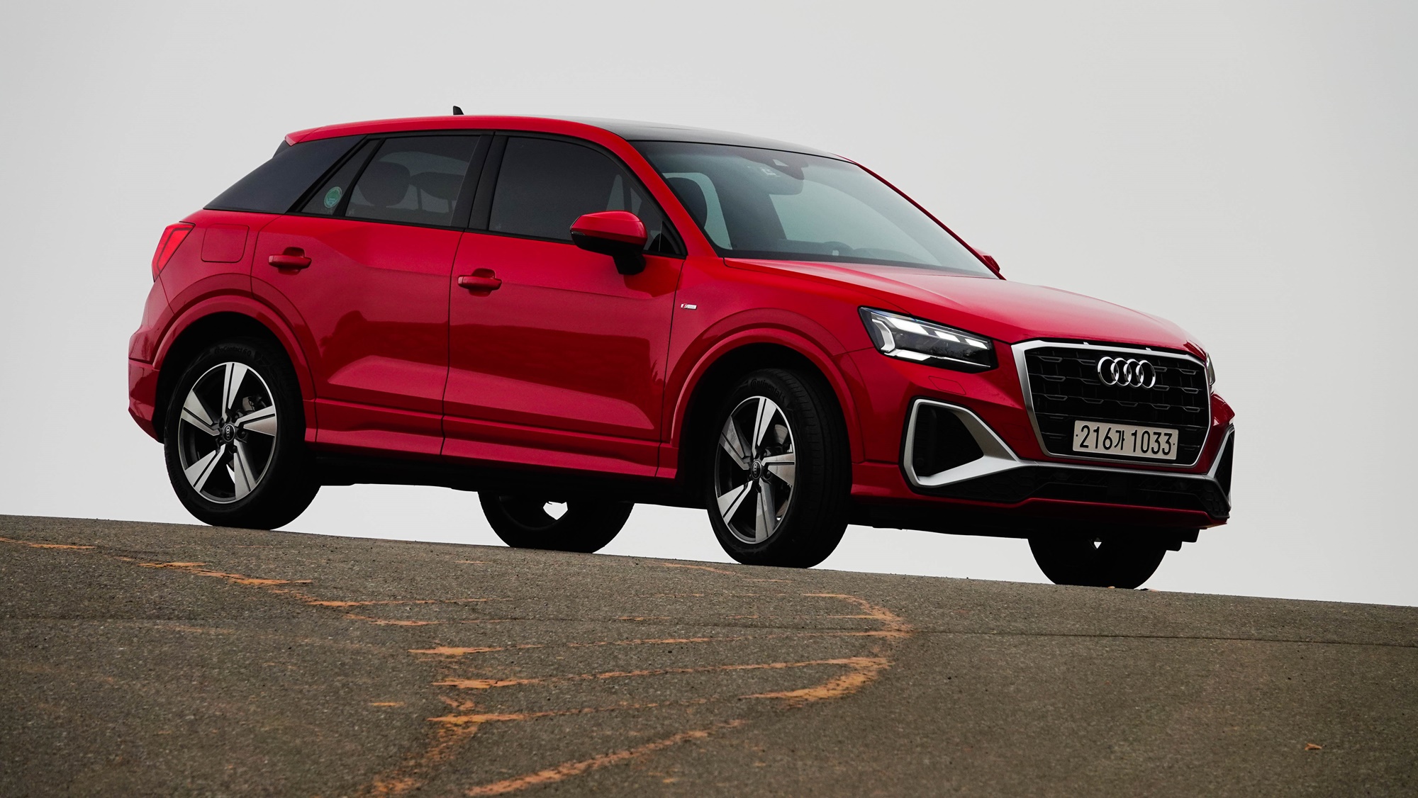 아우디 Q2 35 TDI, 150마력 8.74초 22.5km/L, 4,363만원. | 오토다이어리