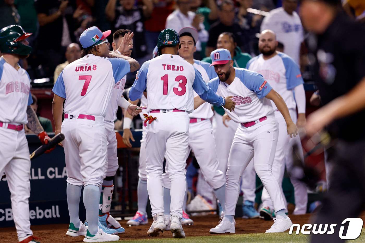 [WBC] 미국 꺾었던 멕시코, 약체 영국에 1점차 진땀 승…2승1패 기록