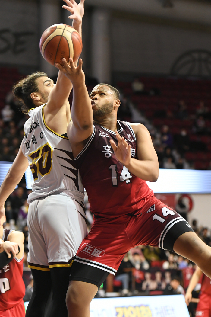 1위에도 시즌 첫 ‘싸움’ 붙나···빅매치 된 KGC-LG 최종 맞대결