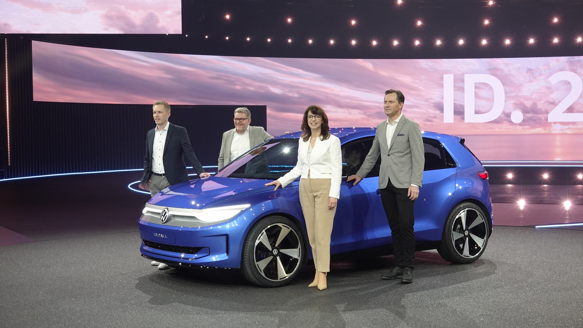 현장에서 만난 VW ID2all "모두를 위한 전기차" | 오토다이어리