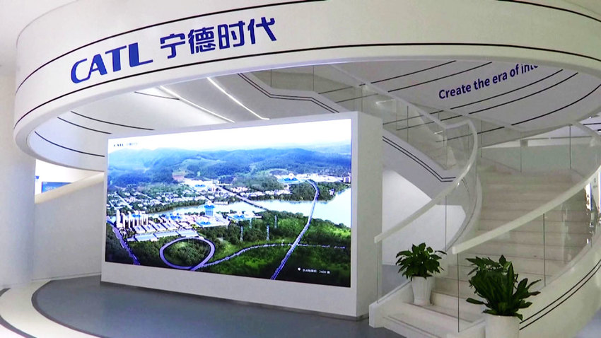 中 CATL, K-배터리 압도…배터리 3사, 위기감에 LFP 공략 시동