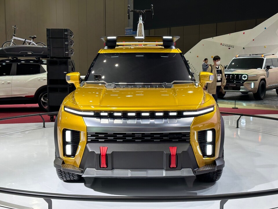 "토레스 다음은 이차?" KG모빌리티, 토레스 EVX 닮은 전기 픽업 'O100' 실물! | M투데이