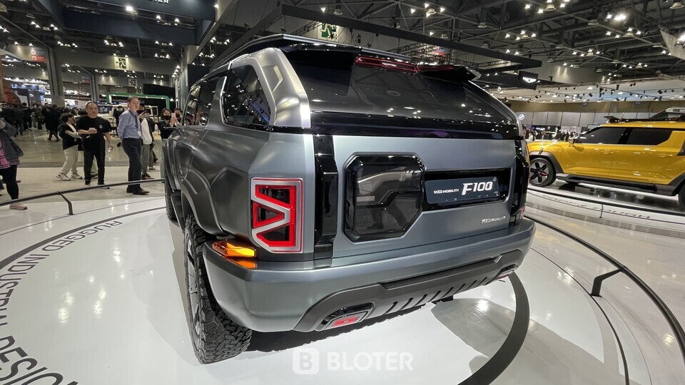 토레스부터 F100까지...KG모빌리티도 V2L 기능 도입 [2023 서울모빌리티쇼] | 블로터