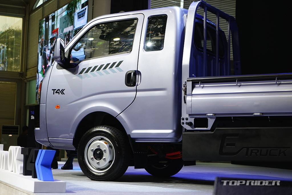 BYD T4K 전기트럭, 246km 주행거리로 포터EV 겨냥 | 탑라이더