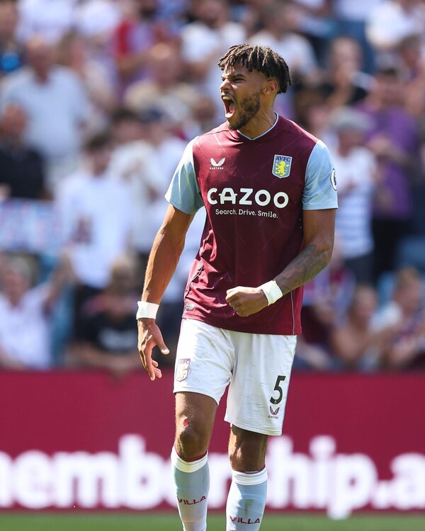 [EPL zip] '경기 지배한' 에메리호 빌라, 노팅엄에 2-0 승리