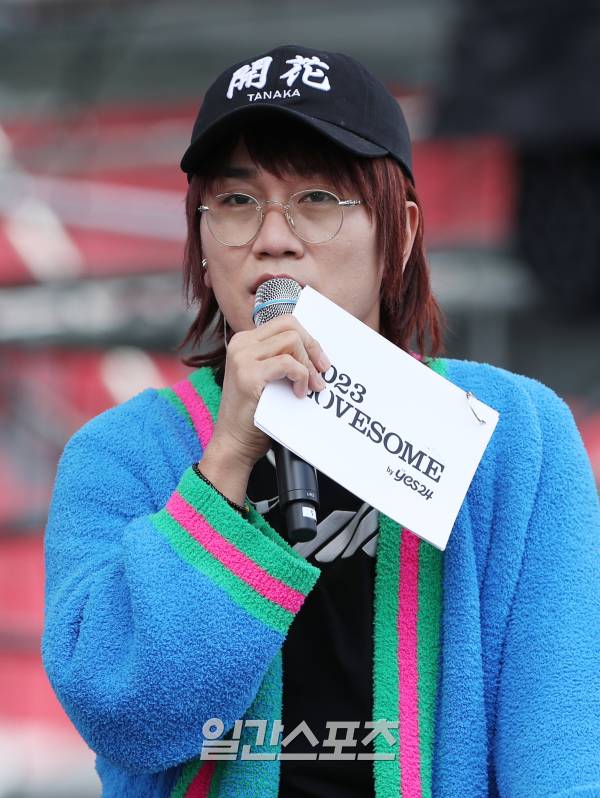 [포토] 다나카 '꽃미남 눈맞춤'