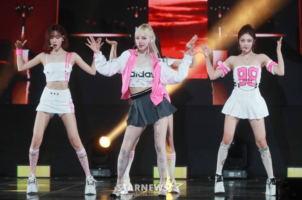 걱정 많던 에스파, 'SM 3.0' 당차게 열었다 [★FOCUS]