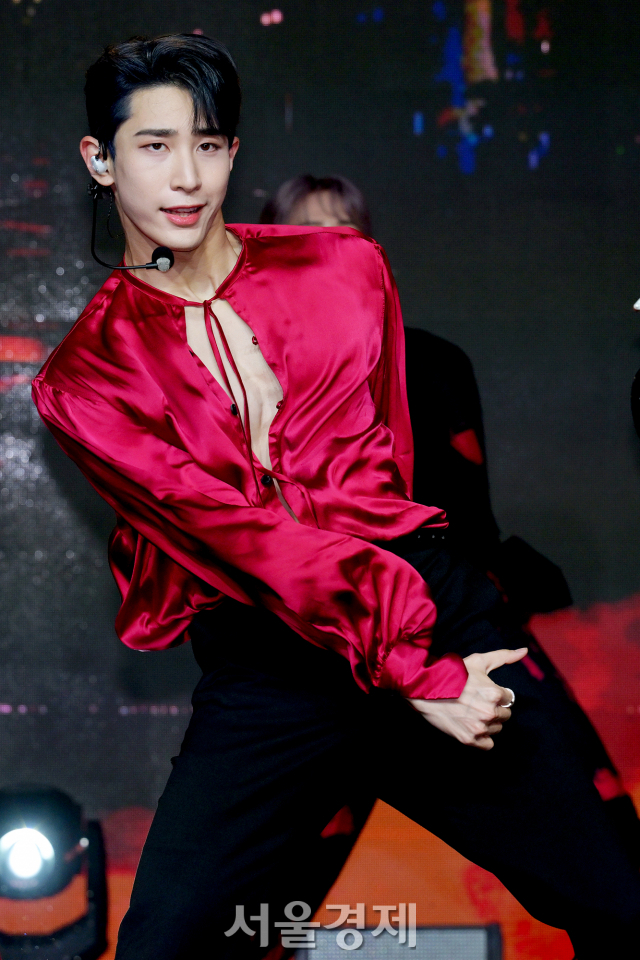 VAV 로우, 육체미 대소동 [SE★포토]