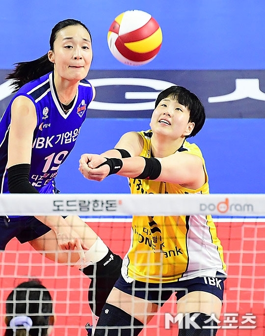 “세계의 벽이 높구나, 더 열심히 하자” IBK 캡틴 리베로의 다짐, VNL 전패 속 얻은 깨달음이 있다 [MK용인]