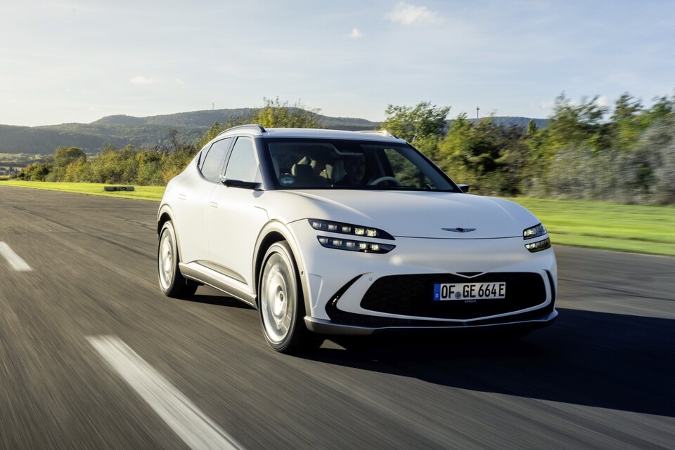 해외서 호평 받는 기아 'EV6'·제네시스 'GV60', 무엇이 좋았을까? | M투데이