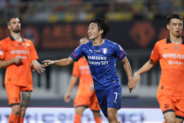 ‘12위 탈출’ 이끈 쐐기골 고승범, K리그1 24R MVP