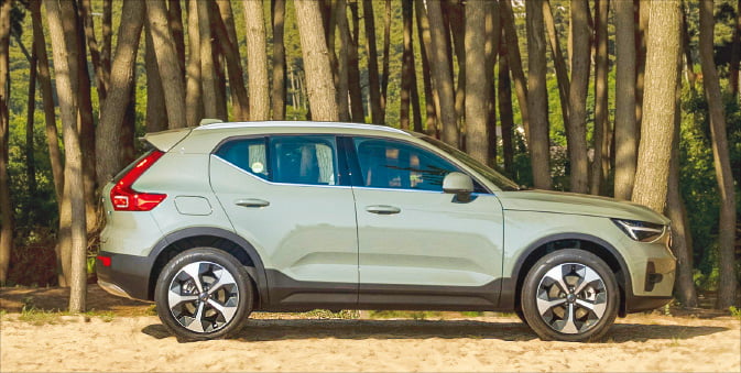 XC40 '세이지 그린' 25대 한정판매…5330만원 파격적 가격
