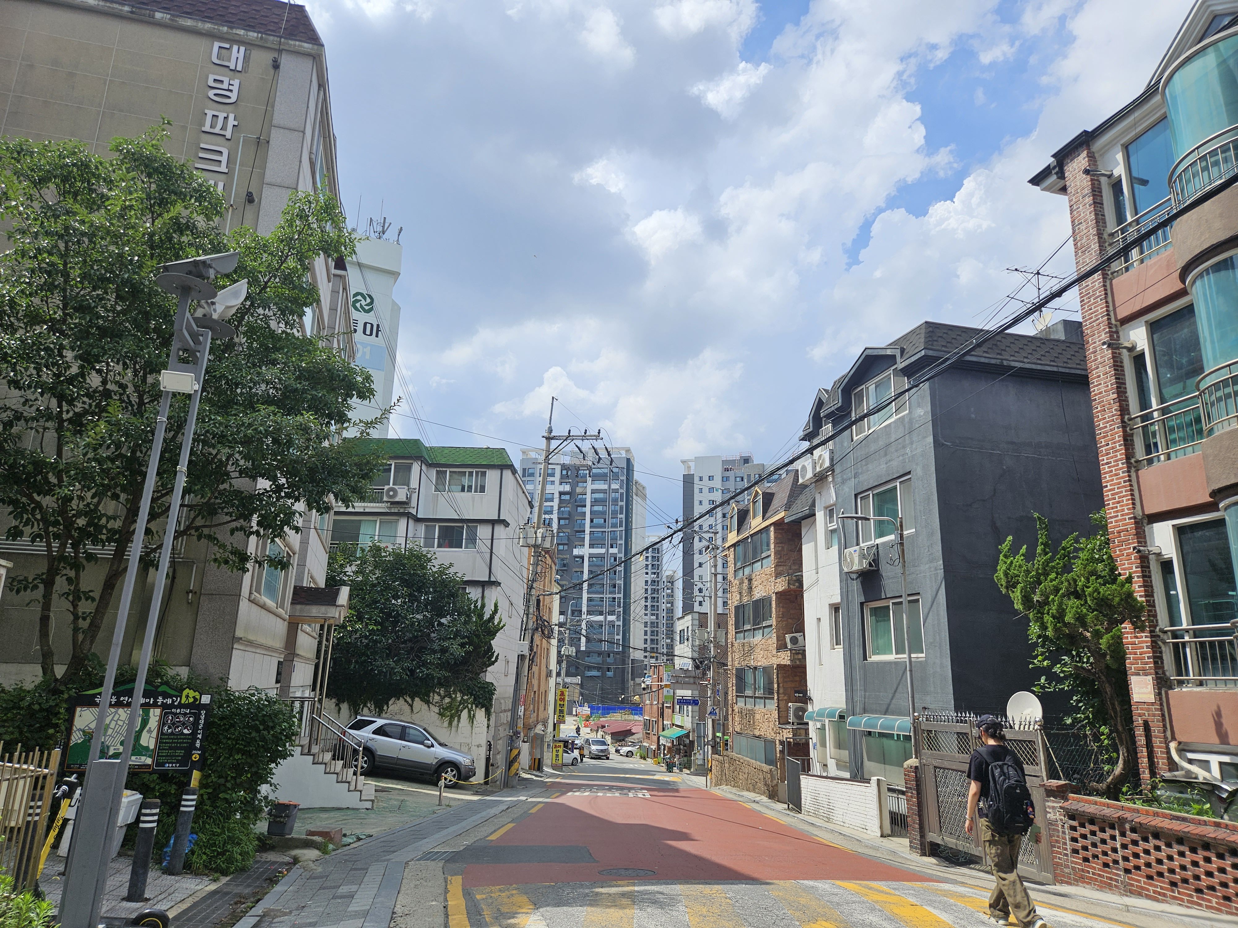 [르포] 서울 ‘사통발달’ 장점 있지만… ‘산 위’ 입지는 아쉬워 [상도푸르지오클라베뉴]