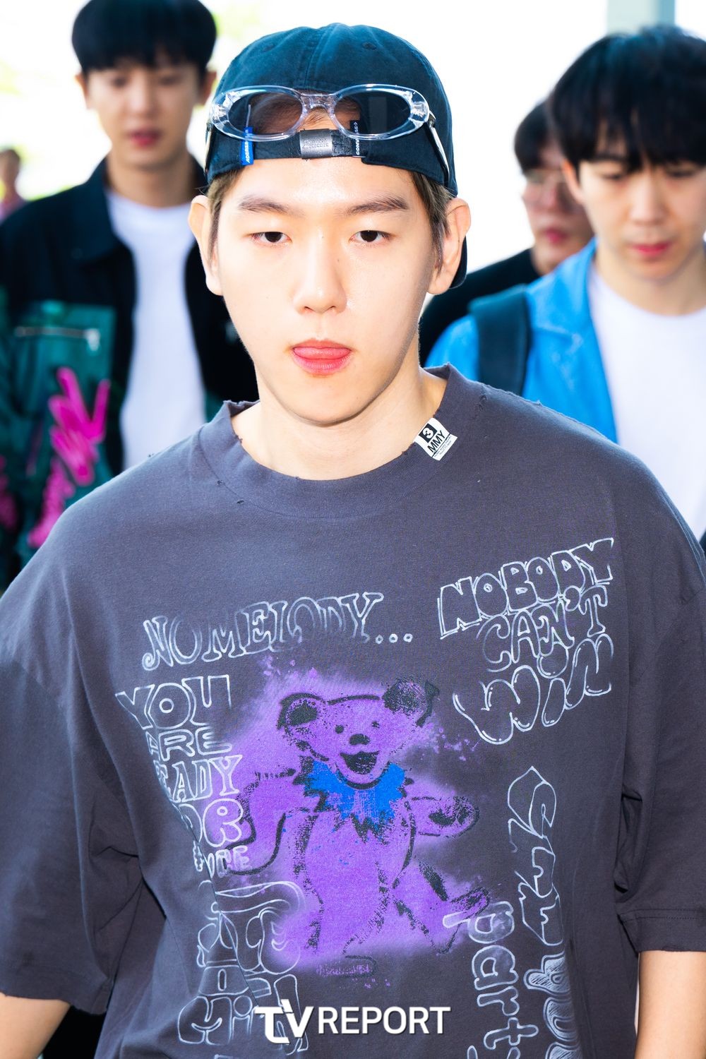 [T포토] 백현 '치명적인 혀 빼꼼'