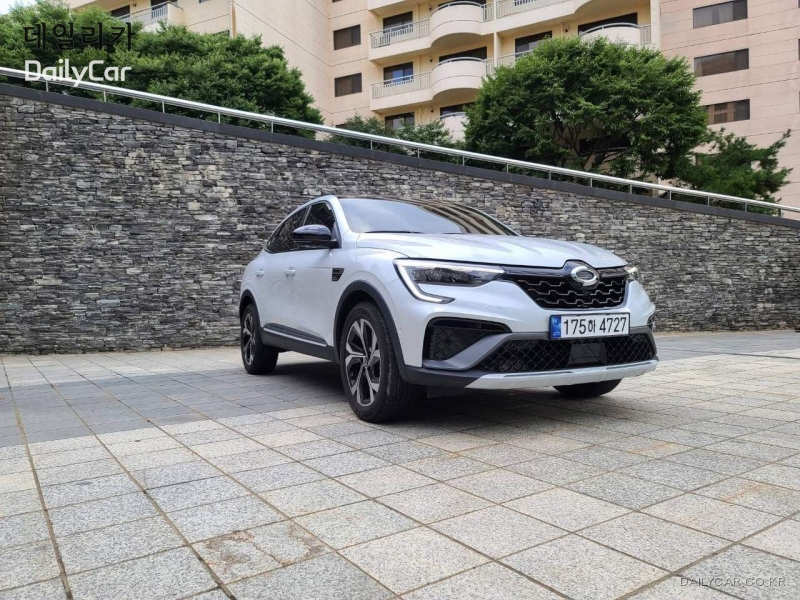 [시승기] 탄력적인 주행감 돋보이는 쿠페형 SUV..르노 XM3 TCe 260 | 데일리카