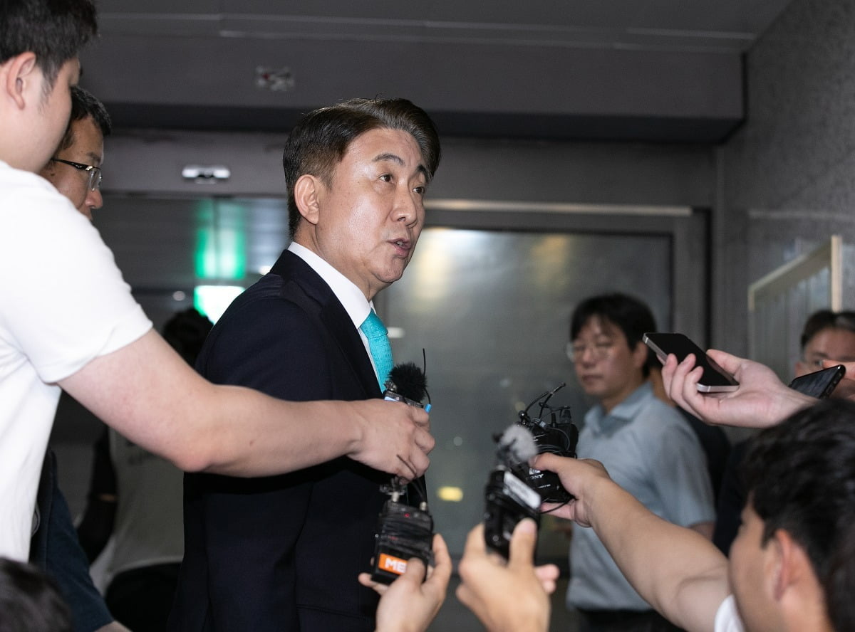 가짜뉴스에 칼 빼든 당정…'내로남불' 우려 나오는 까닭
