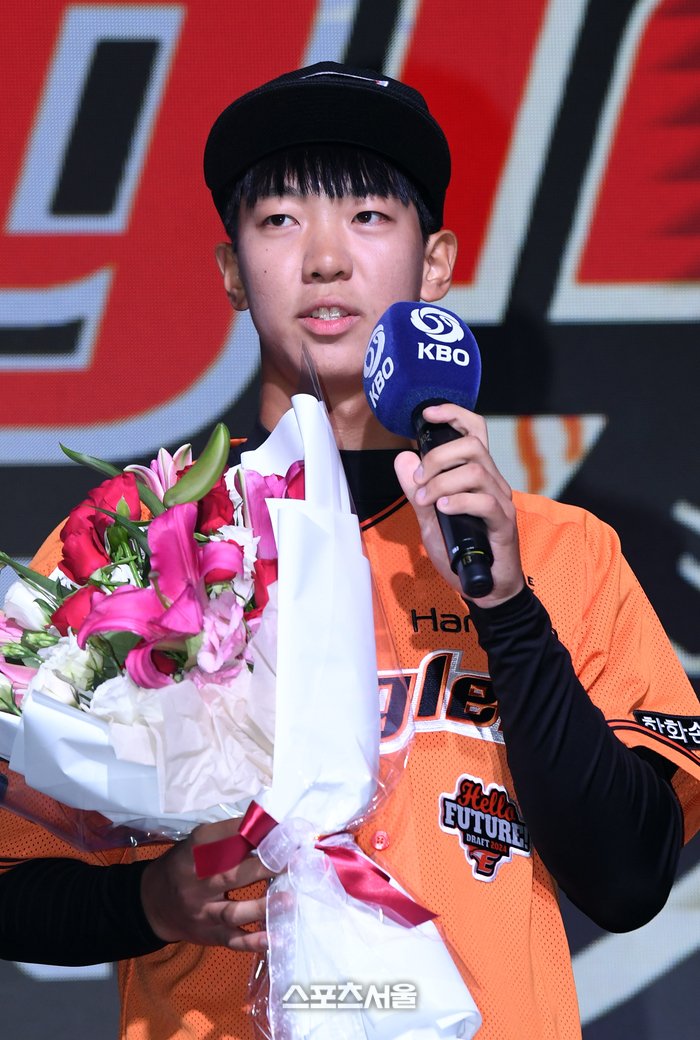 ‘예상대로’ 1순위 황준서 한화行→-2순위 두산 김택연...‘1R 야수 유일’ 박지환 SSG 지명 [2024드래프트]