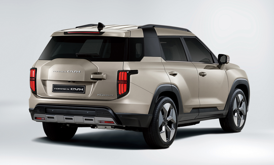 100만km 보증 BYD LFP 배터리 장착한 토레스 전기차 EVX, 433km간다. | M투데이